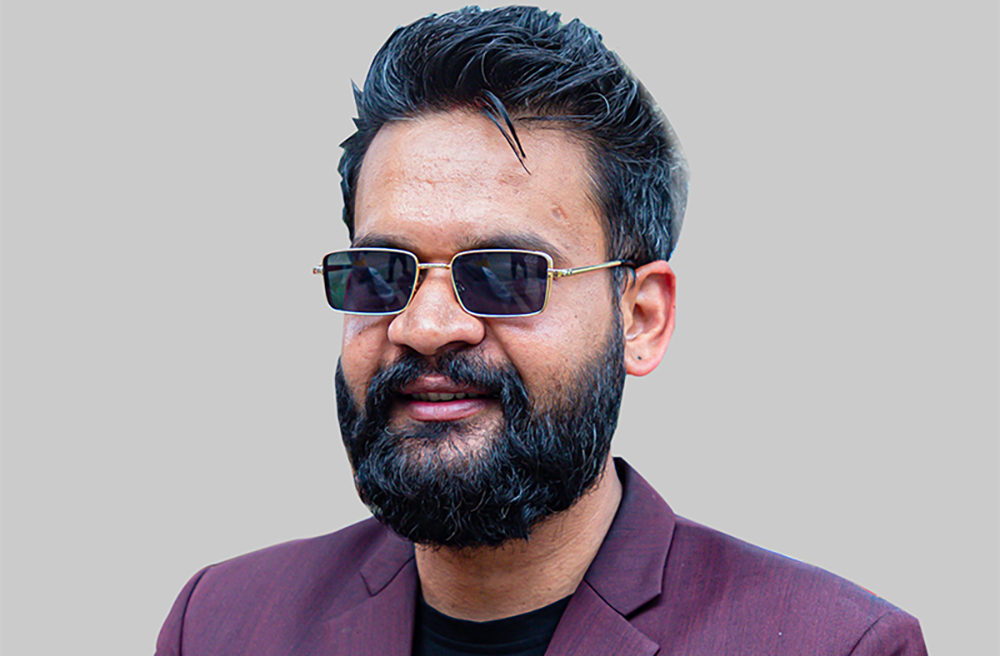 बालेनको प्रश्न : न्युरोडमा पार्किङको ठाउँमा फुटपाथ बनाउँदा सडक कसरी ...